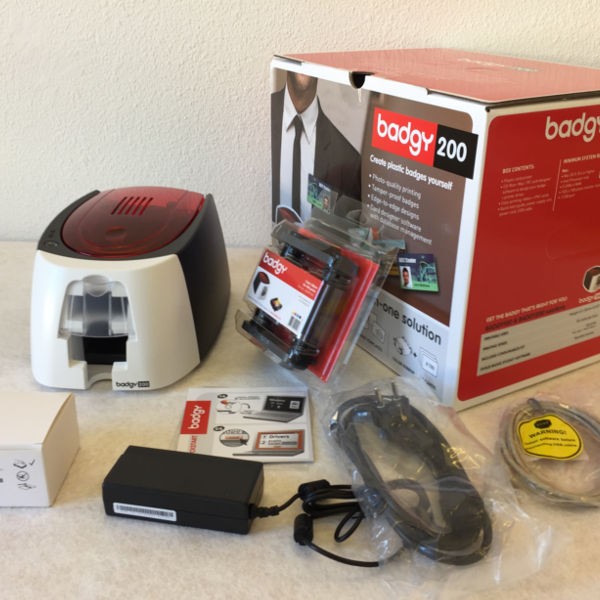 Imprimante à cartes et badges PVC Evolis Badgy 200